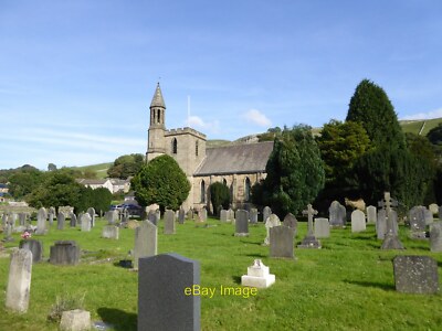 Photo 12x8 Settle parish church and churchyard The church is dedicated ...