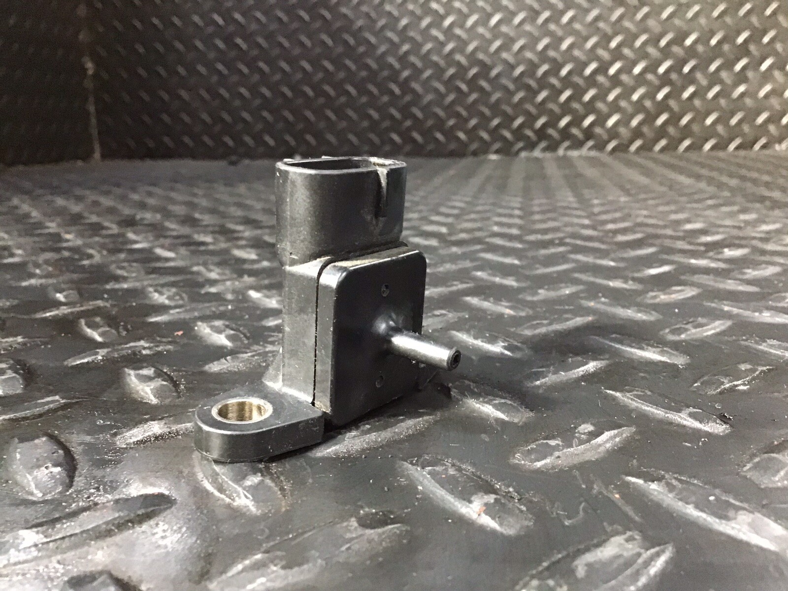 89421-20190 Sensor 8942120190 Toyota 7FGU15 Ref# N/A | eBay