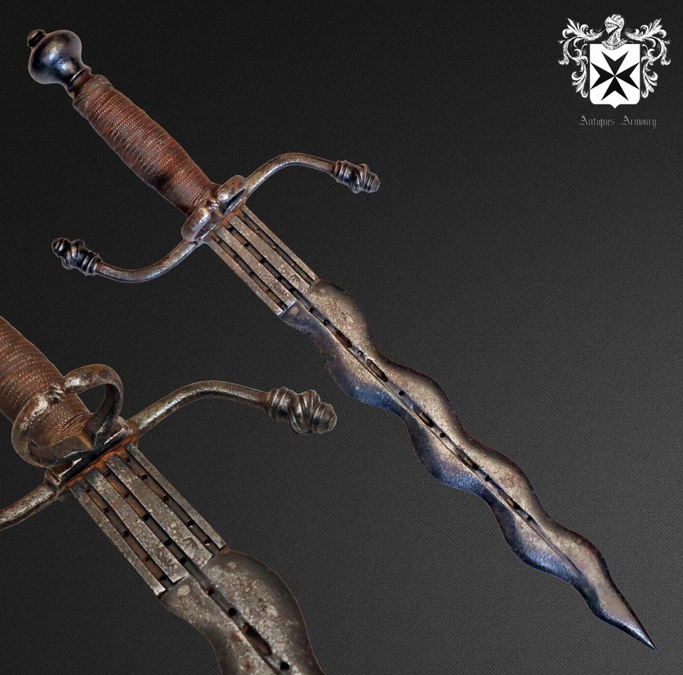 Left Handed Dagger Flamboyant / Flamberge Blade | eBay