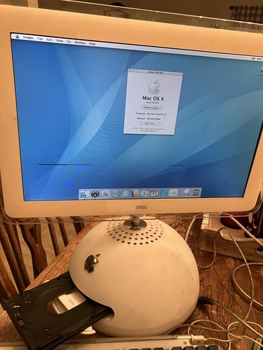 Apple iMac 15” 700Mhz Power PC G4 256MB RAM 40GB HD - Works But Marks ...