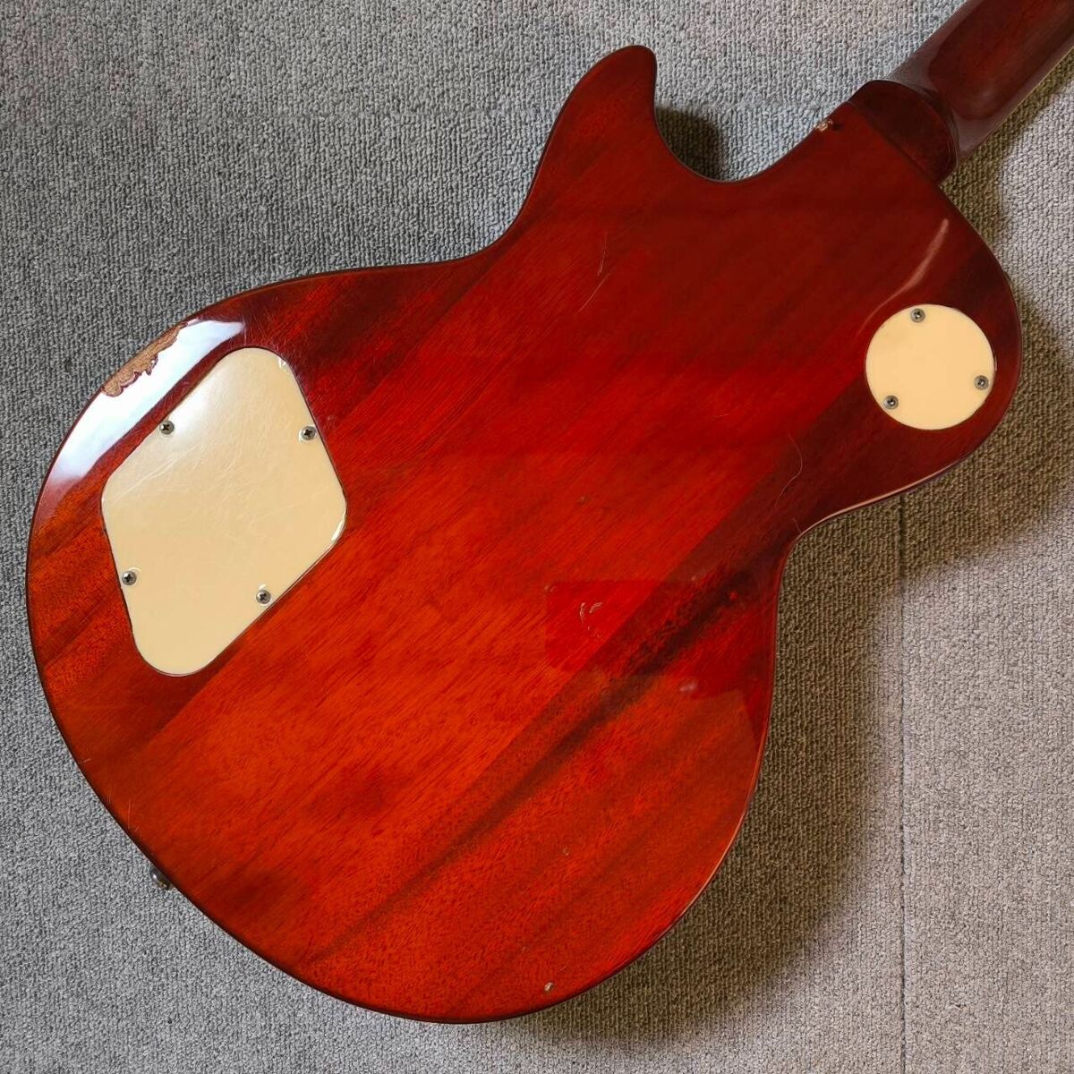 Blitz by Aria Pro II Les Paul Standard Type Cherry Sunburst Blitz by Aria Pro II Les Paul Standard Type Cherry Sunburst