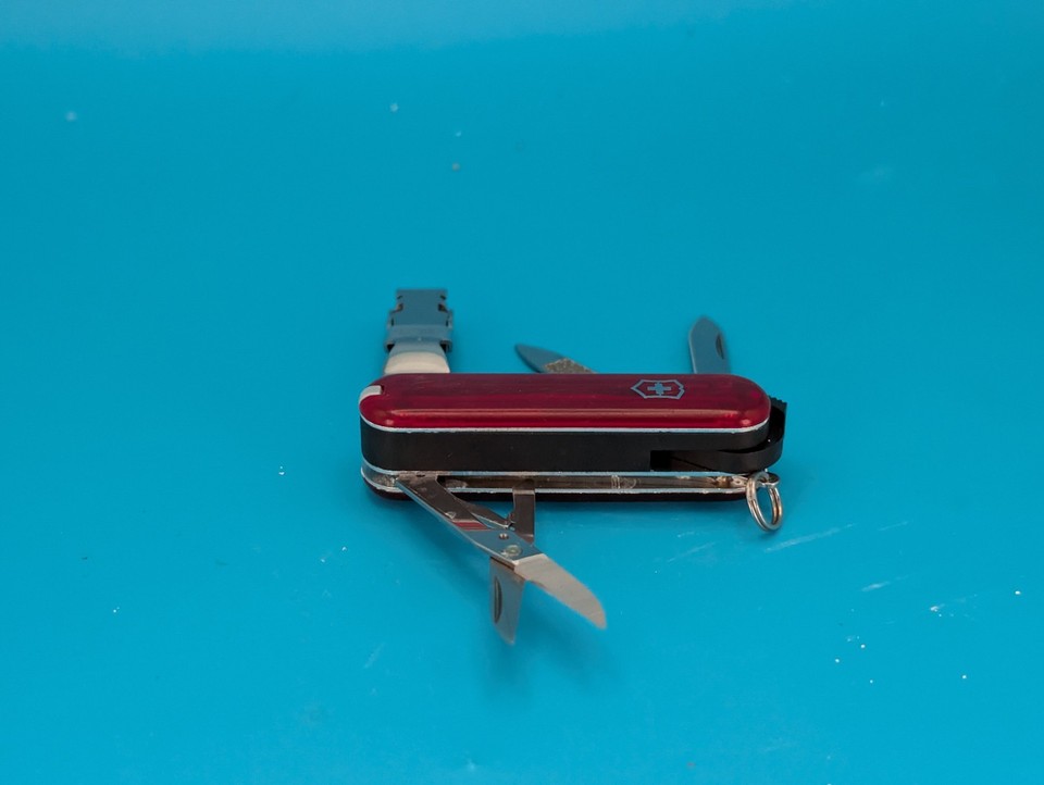 Victorinox Swiss Army Knife - Key Chain - Nail Clip 580 - Red ...