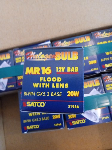 Lot of 8 SATCO Halogen 20W 12V BAB MR16 Flood With Lens GX5.3 Base Bulb ...
