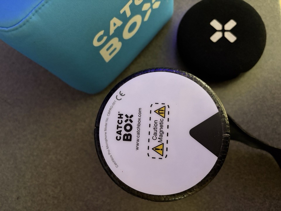 Catchbox Wireless Microphone Throwing Cube – Blue (Used) | eBay