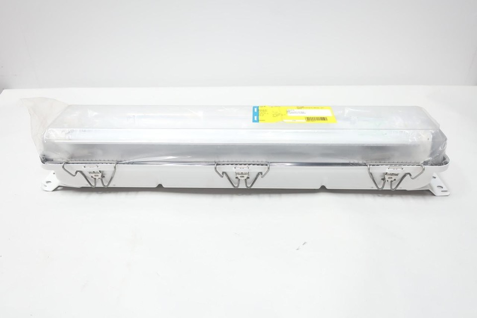 Glamox MIR029571 MIR 218 Illuminator Light Fixture 18w 230v-ac | eBay