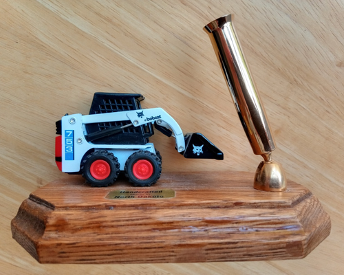 IR Bobcat 763 1:25 Die Cast Metal Loader Model Handcrafted Pen Holder ...