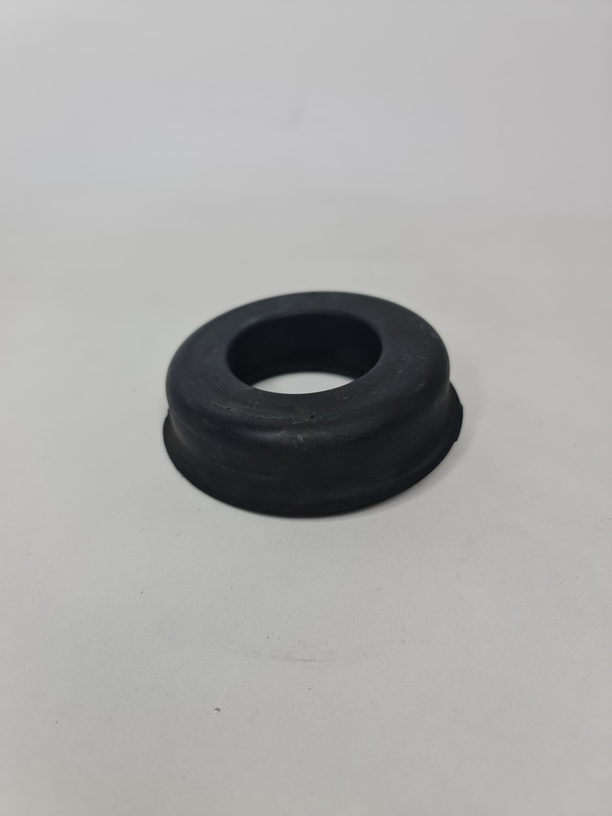 2006-2020 BMW 33-53-6-764-419 BMW 33536764419 Upper Spring Pad 6764419 ...