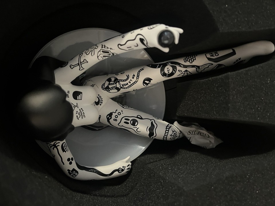 Mcbess Extra Dry Limited Edition White New Mcbess X Martian Toys | eBay