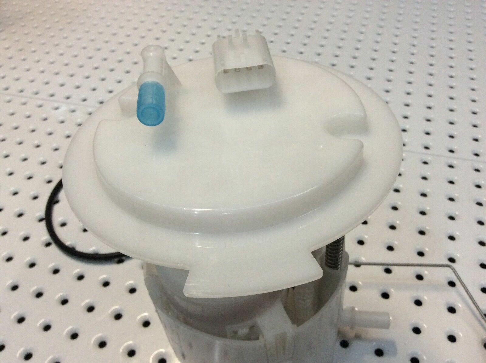 GENUINE QUALITY FUEL PUMP JEEP WRANGLER BLACKHAWK JK 01/2013-04/2018 3 ...