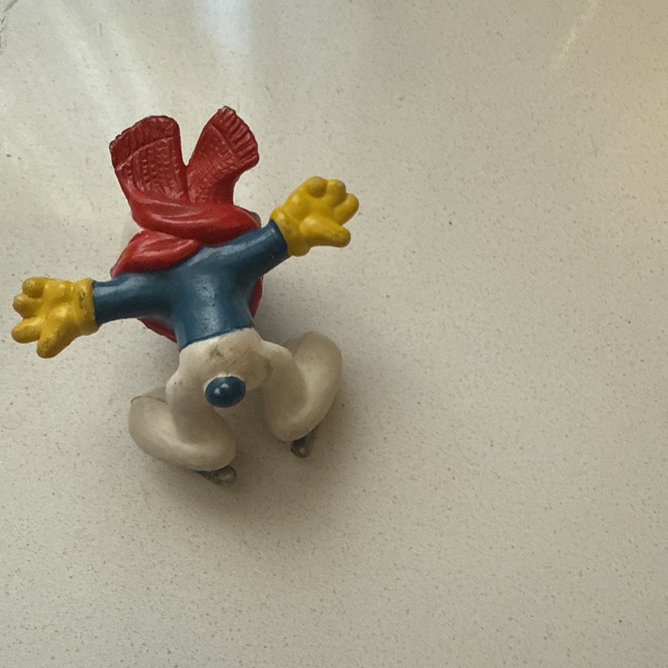 Vintage Clumsy Smurf Falling Ice Skating Skates Schleich Peyo Smurfs ...