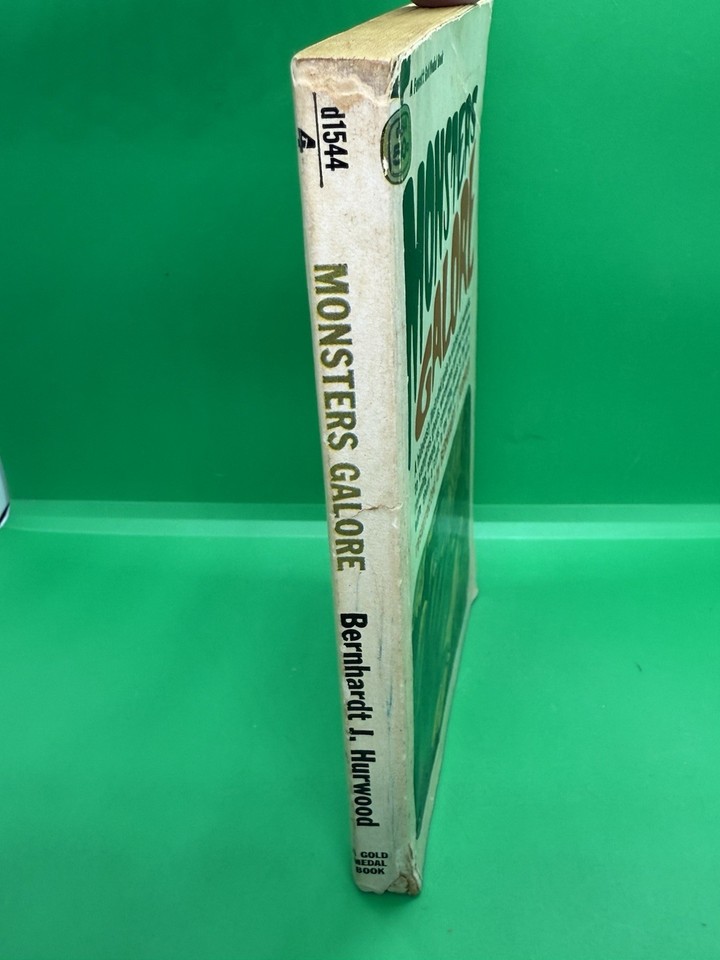 MONSTERS GALORE Fawcett No. d1544, Horror Stories, 1st Printing, V ...