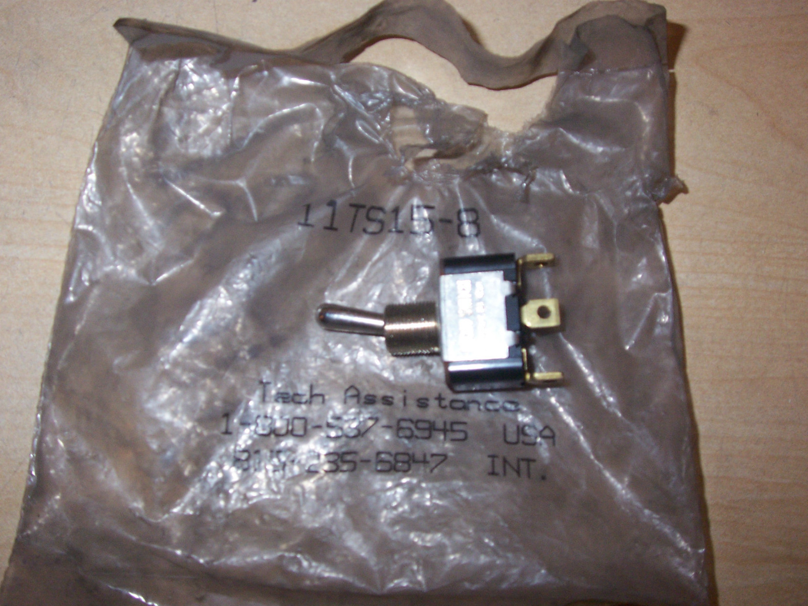 NEW MICROSWITCH 11TS15-8 TOGGLE SWITCH 1 POLE 2 POSITION | eBay