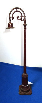 PREWAR LIONEL/AMERICAN FLYER LAMP POSTS WITH CAST IRON BASE STANDARD ...