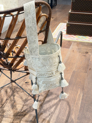 Dior D-Bubble Bucket Bag | eBay