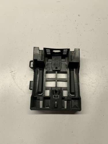 2013 MERCEDES-BENZ C Coupe C204 C 250 Fuse Box Holder Bracket ...