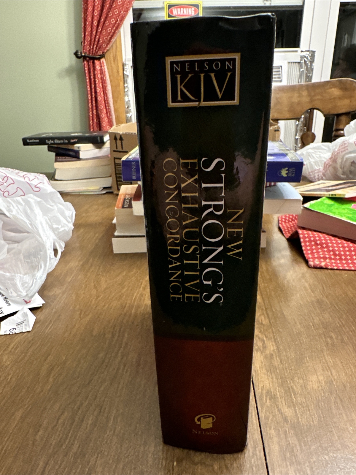 King James Version New Strong's Exhaustive Concordance by James Strong ...