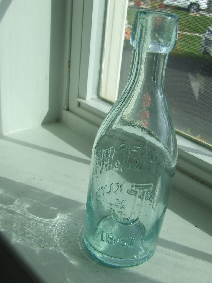 Dated 1861 "Civil War Era" squat soda privy dug - J. Hecht - Brooklyn N ...