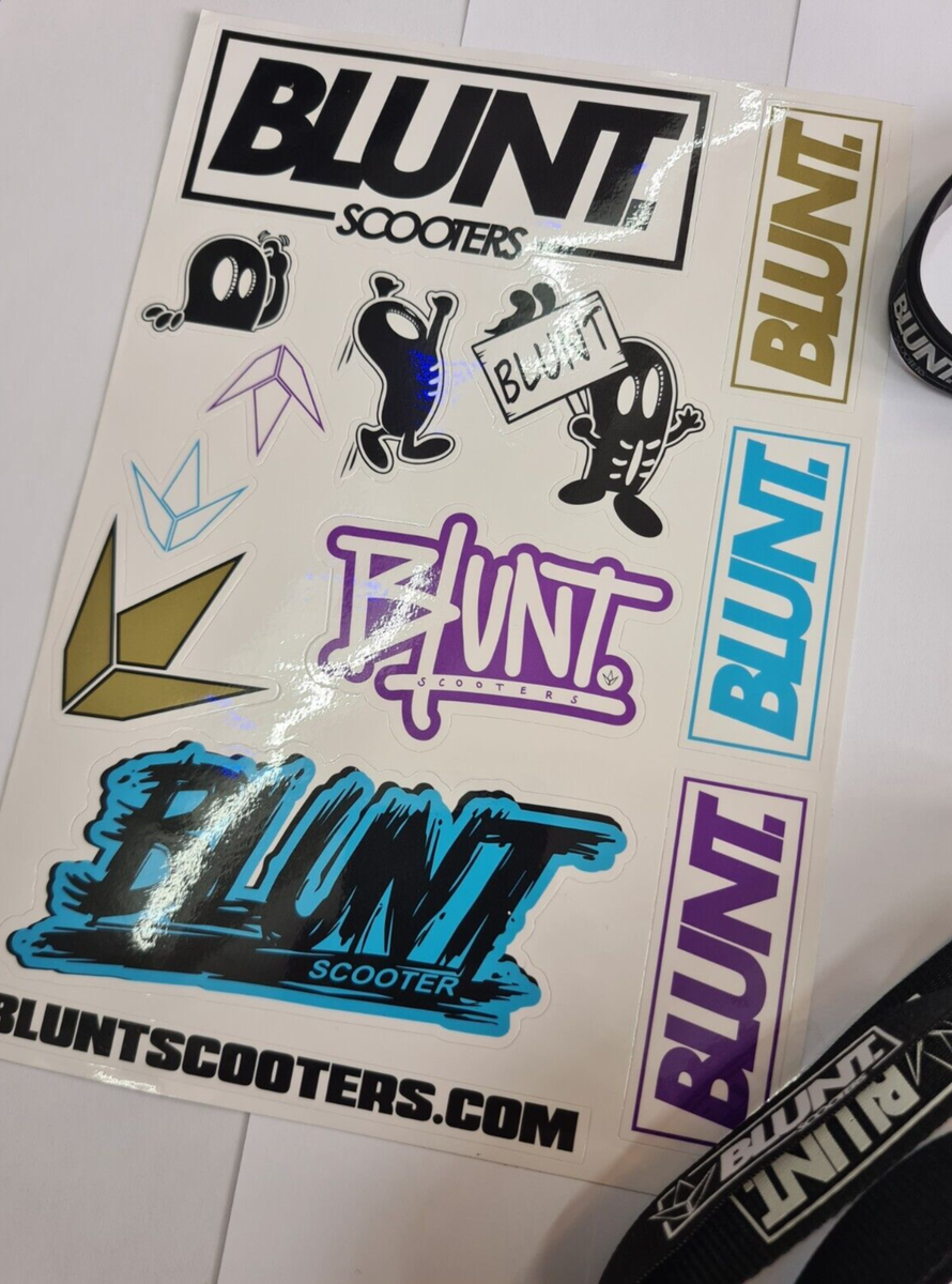 Blunt Scooters Logo Premium Black Blunt Scooters Hoodie – Wheelie