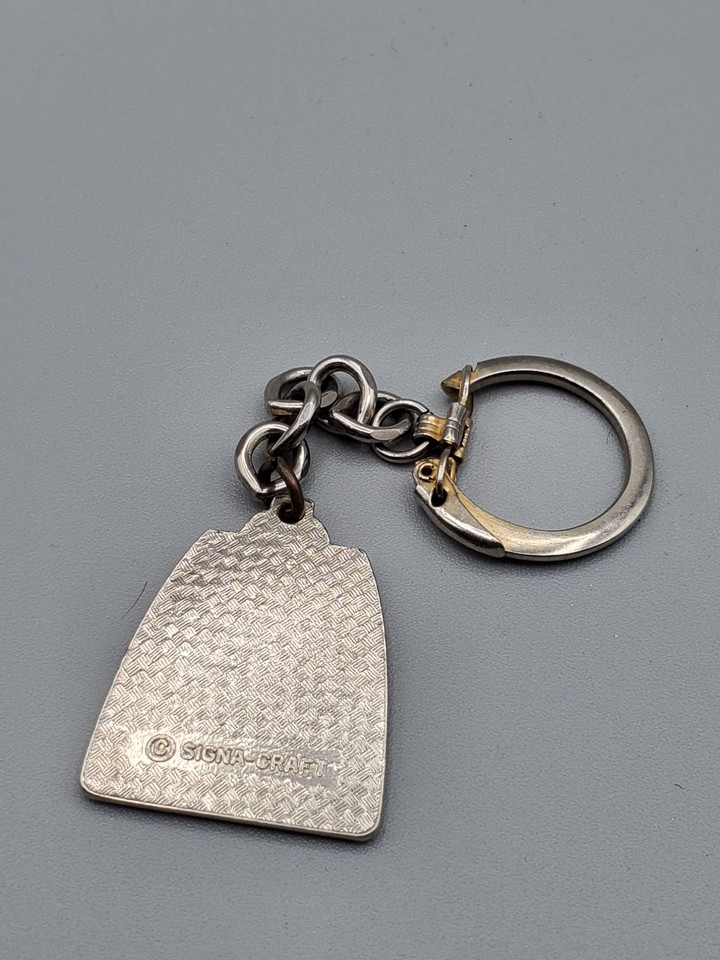 Signa craft Oldsmobile Silver tone car vehicle keychain D64 | eBay