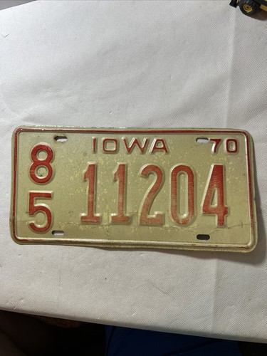 Vintage 1970 IOWA License Plate - 85 11204 Red & White Used Man Cave ...