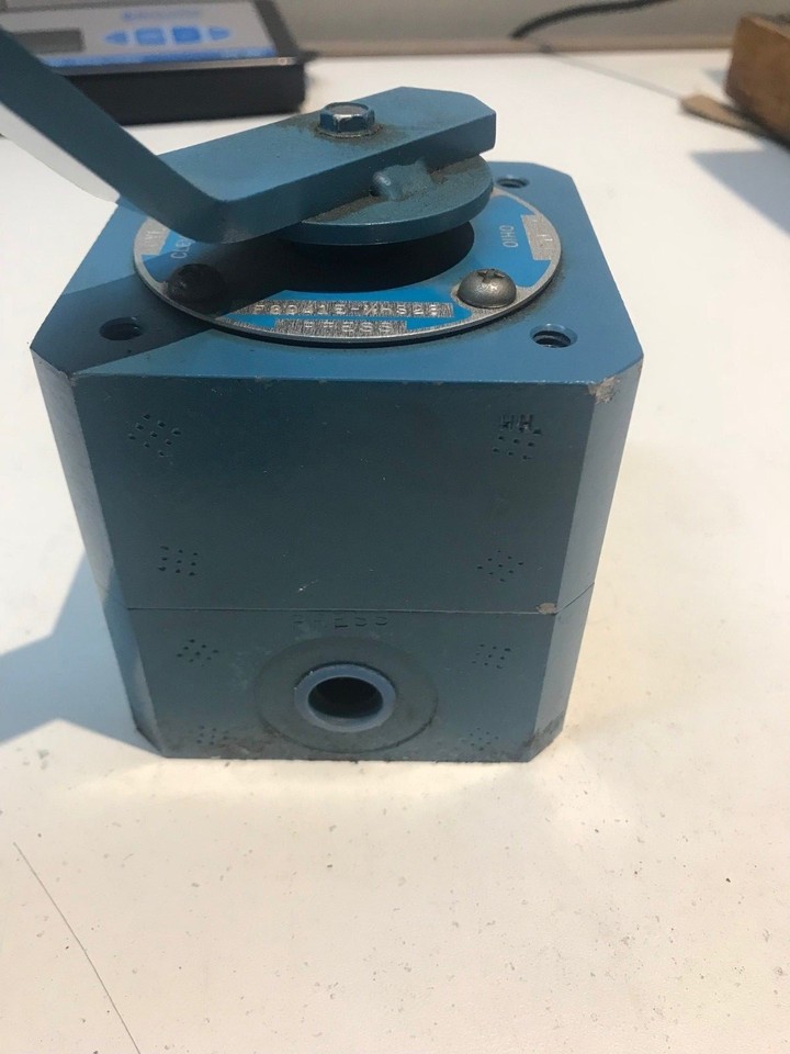 PARKER HANNIFIN, TELEDYNE REPUBLIC LO-TORQ SELECTOR VALVE F8041E-3 ...