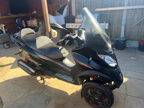Piaggio MP3 500cc HPE Advanced Sport ABS 2021 - Ride on Car Licence ...