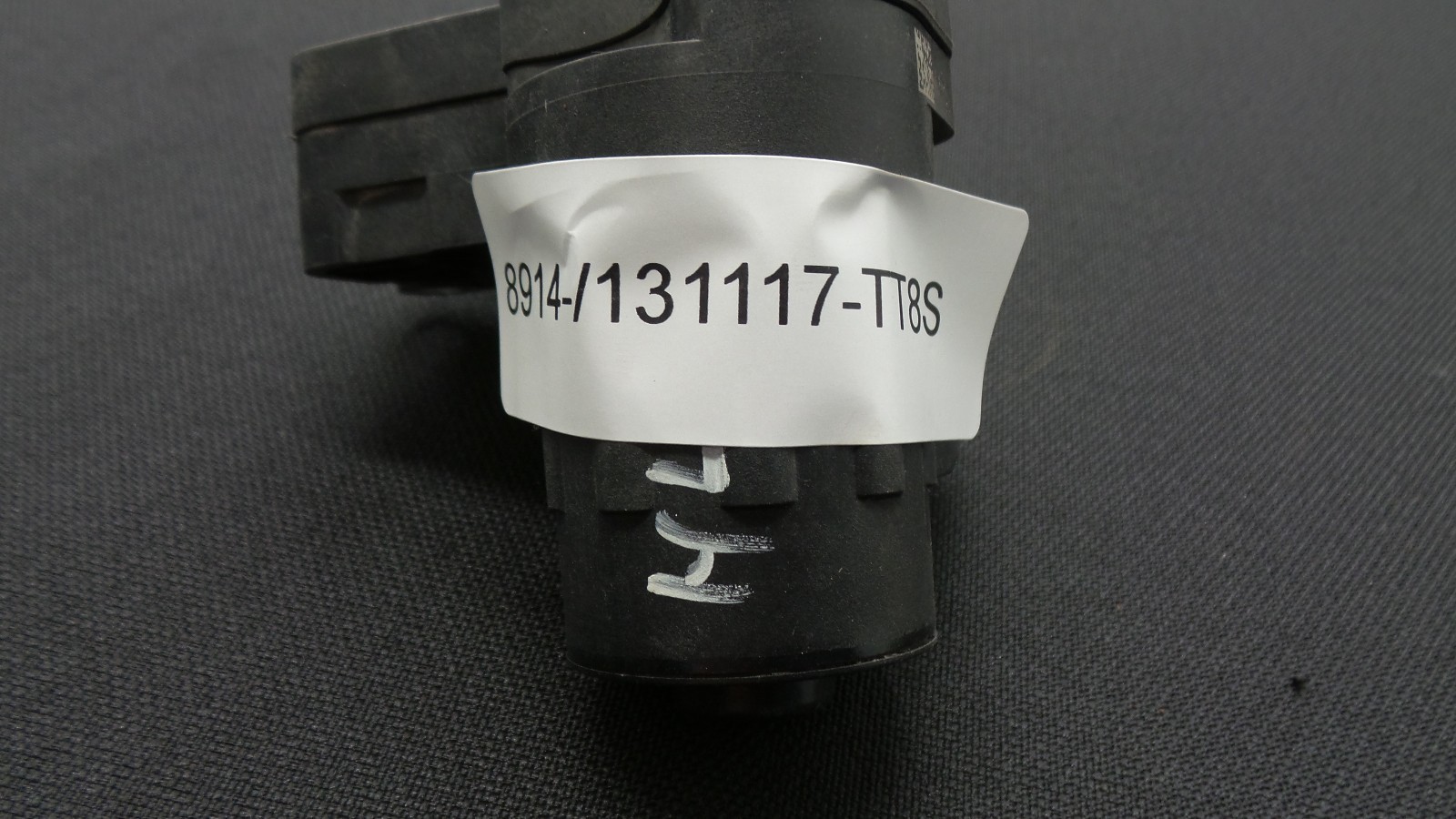 Audi TT TTS 8S A3 S3 8V VW Golf VII 5G Stellmotor Feststellbremse HL ...