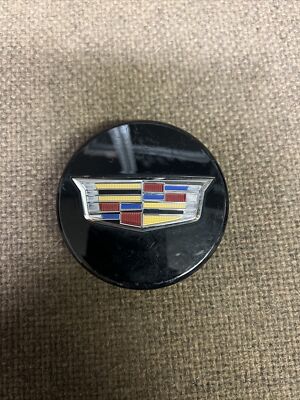 Genuine GM Cadillac Black With Silver Center Cap 19333201 / 9597375 Pre ...