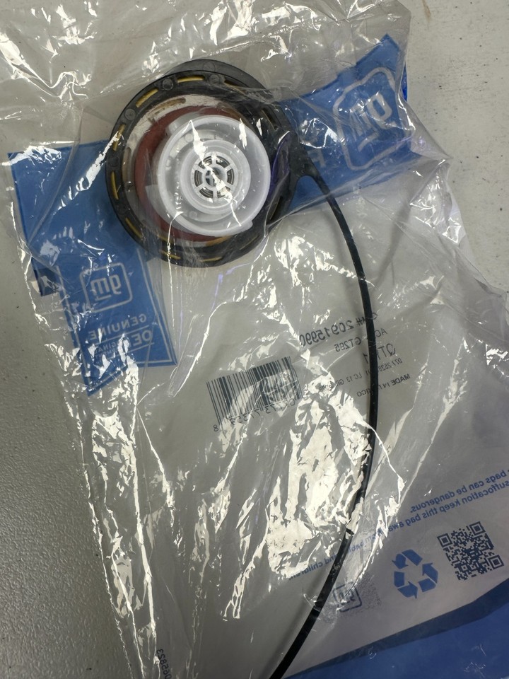 New OEM Genuine GM Flex E85 Gas Fuel Tank Cap for Chevy Suburban 1500 ...