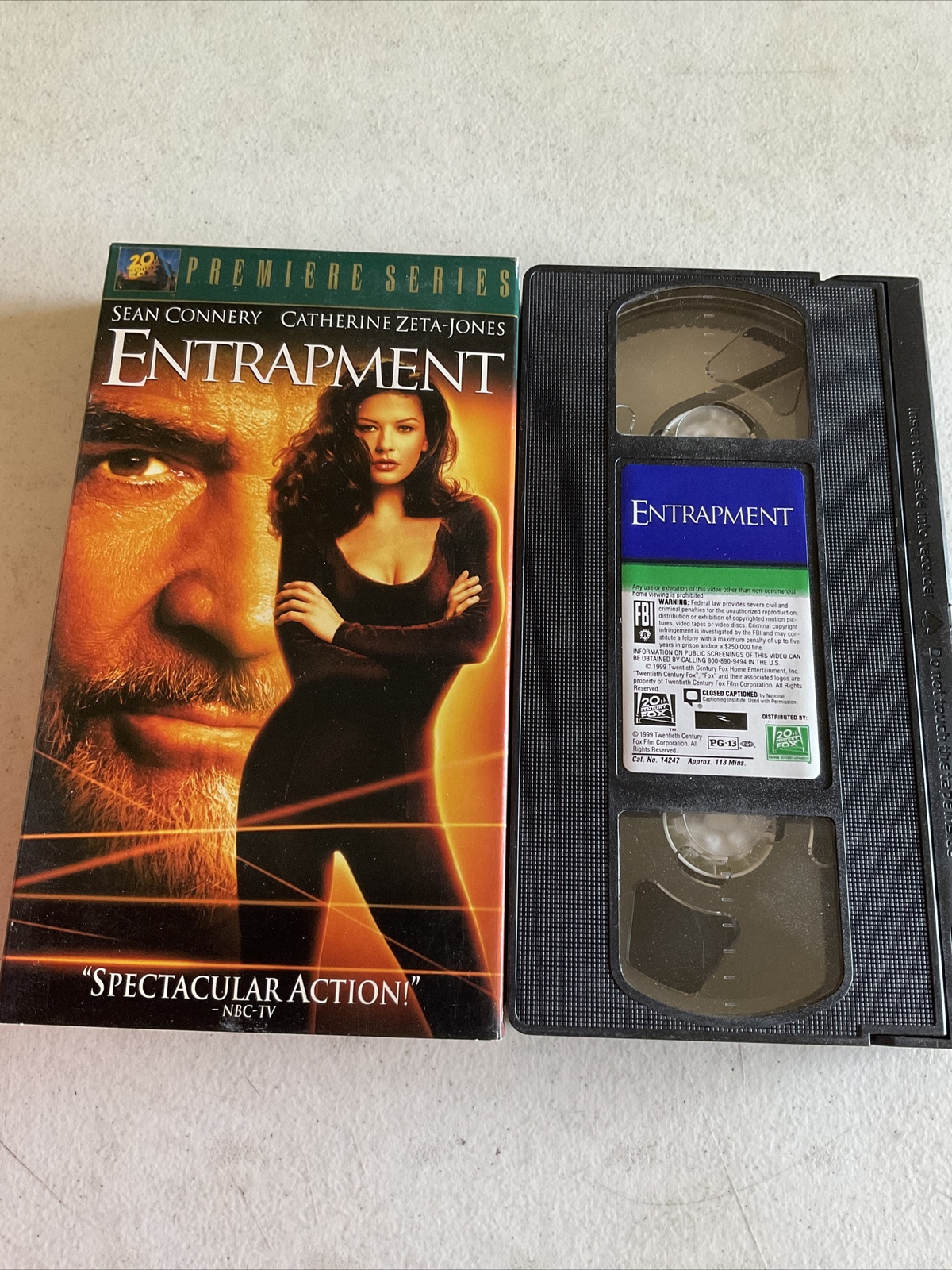 Entrapment (VHS, 1999) Sean Connery - Pre-owned 86162142475 | eBay
