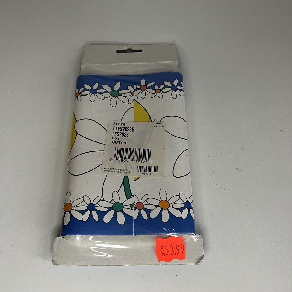 Looney Tunes Tweety Bird & Daisies Wallpaper Border Self Stick 5yds ...