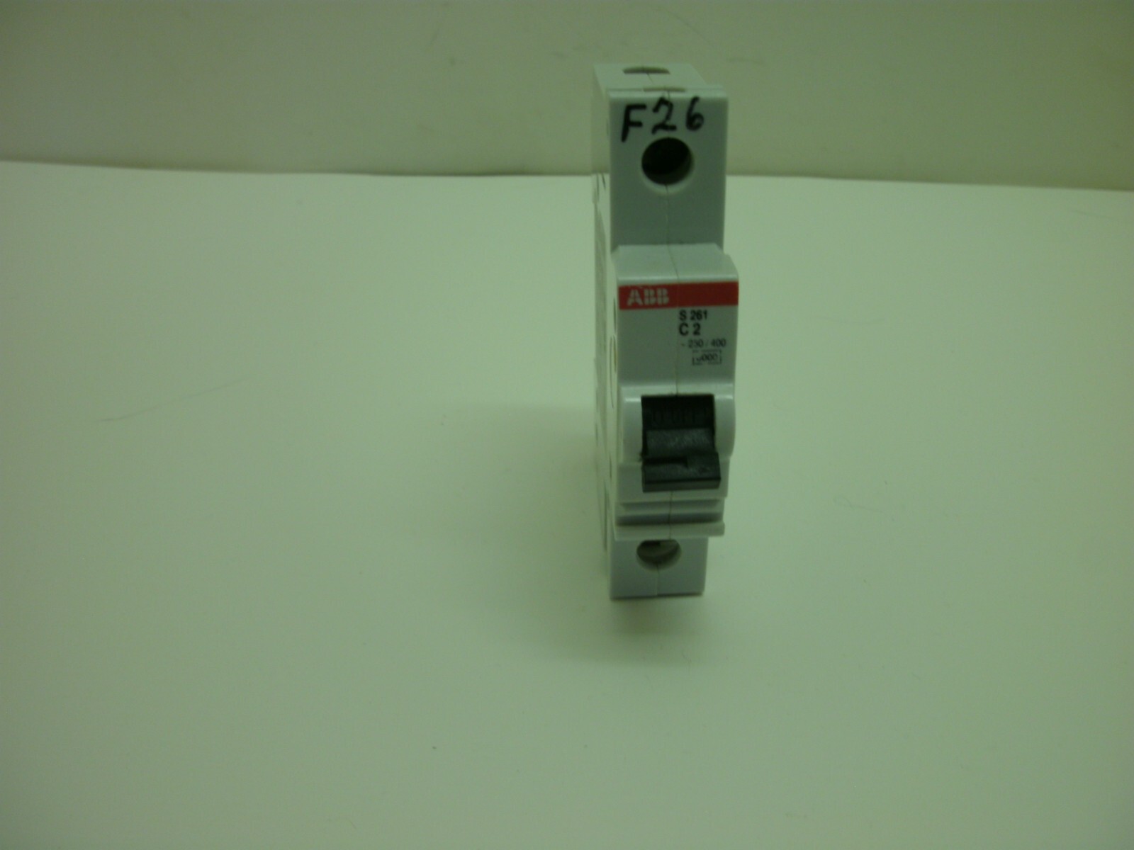 ABB S261 C2/S261C2 CIRCUIT BREAKER 2 AMP 1 POLE 230/400 VAC 6 KA C ...