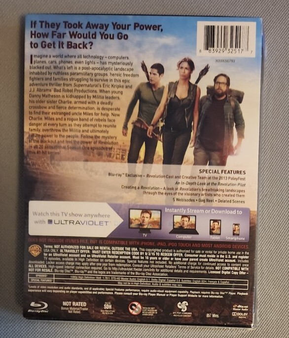 Revolution - The Complete First Season - Blu-ray + DVD - JJ Abrams Bad ...