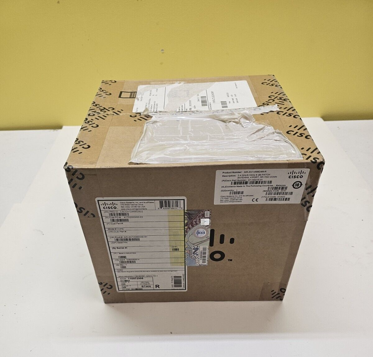 NEW SEALED Cisco Genuine AIR-ANT2566D4M-R Dual-Band Patch Antenna 6/6 ...