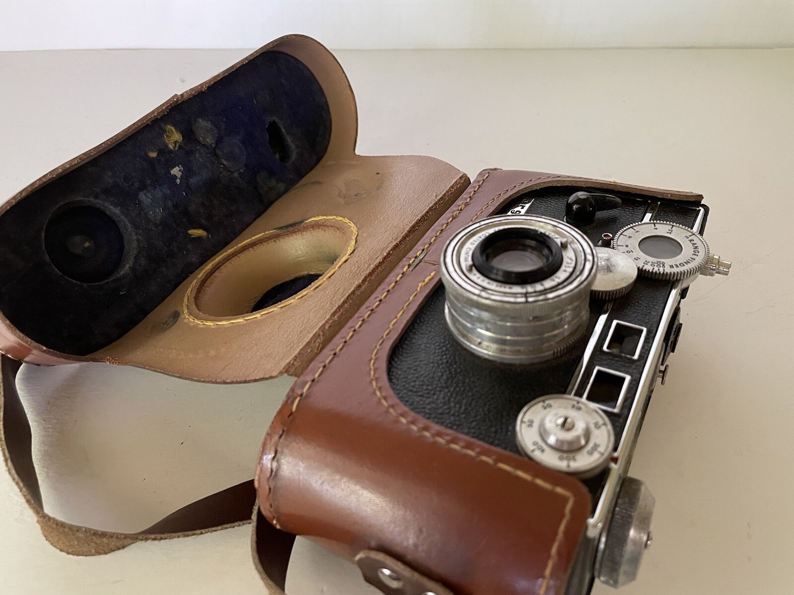 1940s Argus C3 Camera The Brick 35mm Rangefinder Coated Cintar Lens ...