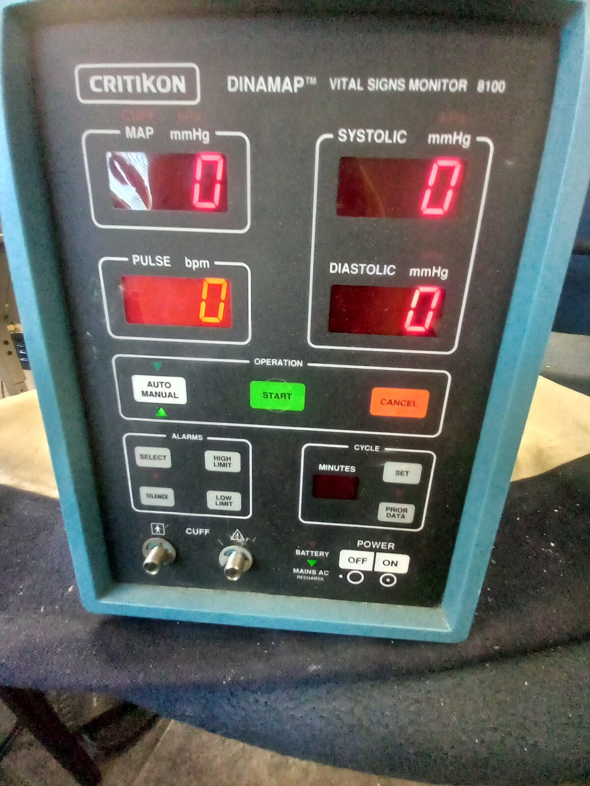 L👀K Critikon 8100 Dinamap Vital Signs Monitor Untested No Cords | eBay