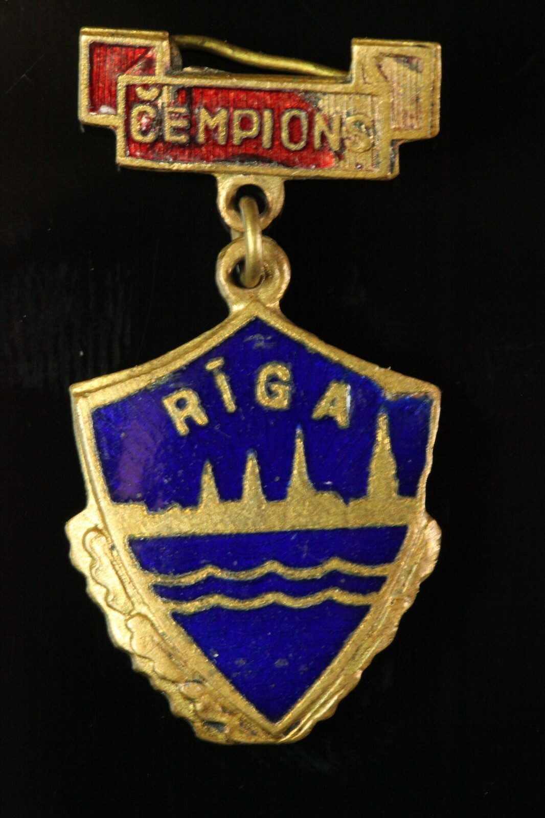 ORG. SOVIET LATVIA LPSR BADGE Champion of Riga 1950-s #766 | eBay