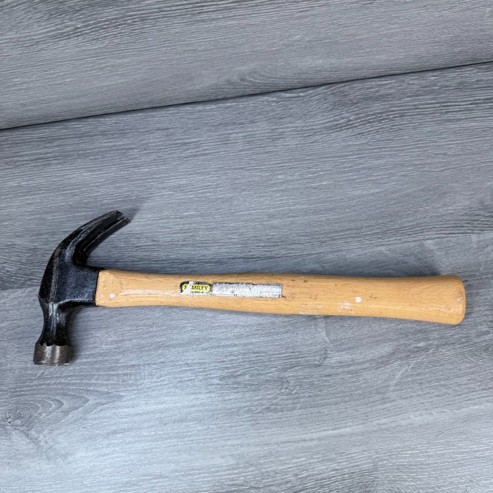 Vintage Stanley 16 oz Hammer Hickory Wood Handle Claw Hammer USA | eBay