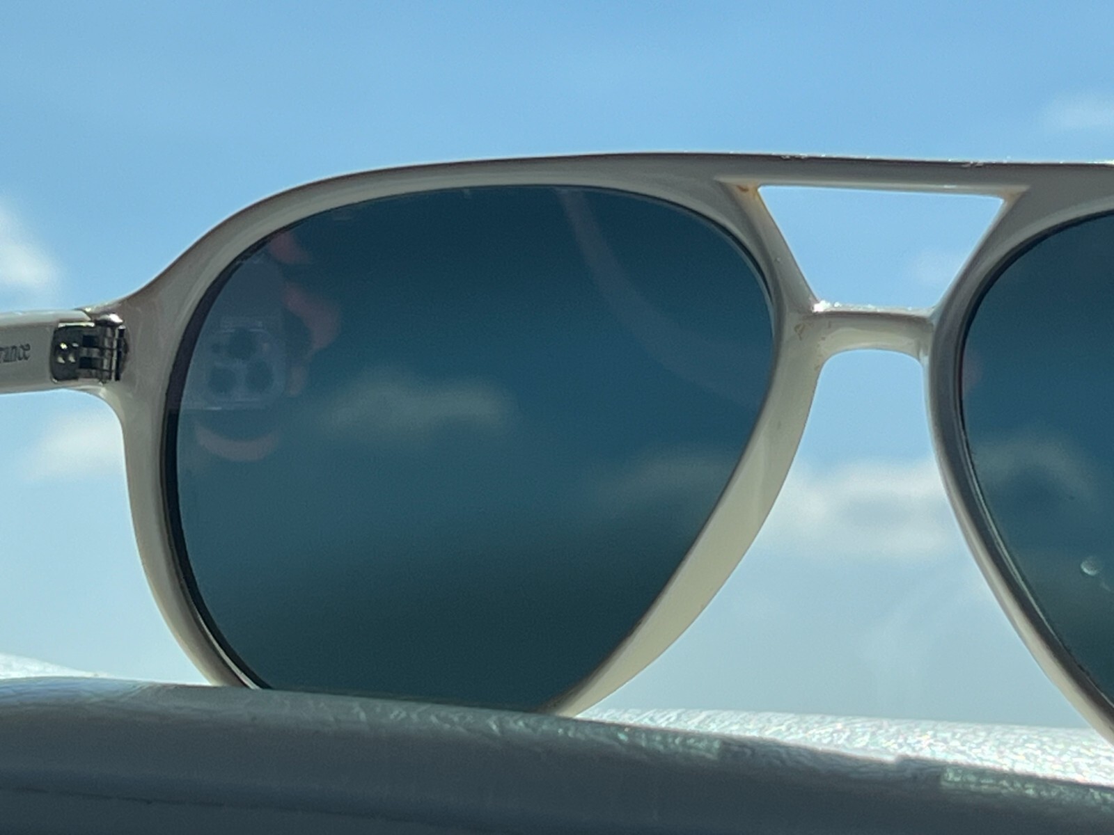 "Original Font Logo" Maui Jim - White Aviator - Neutr… - Gem