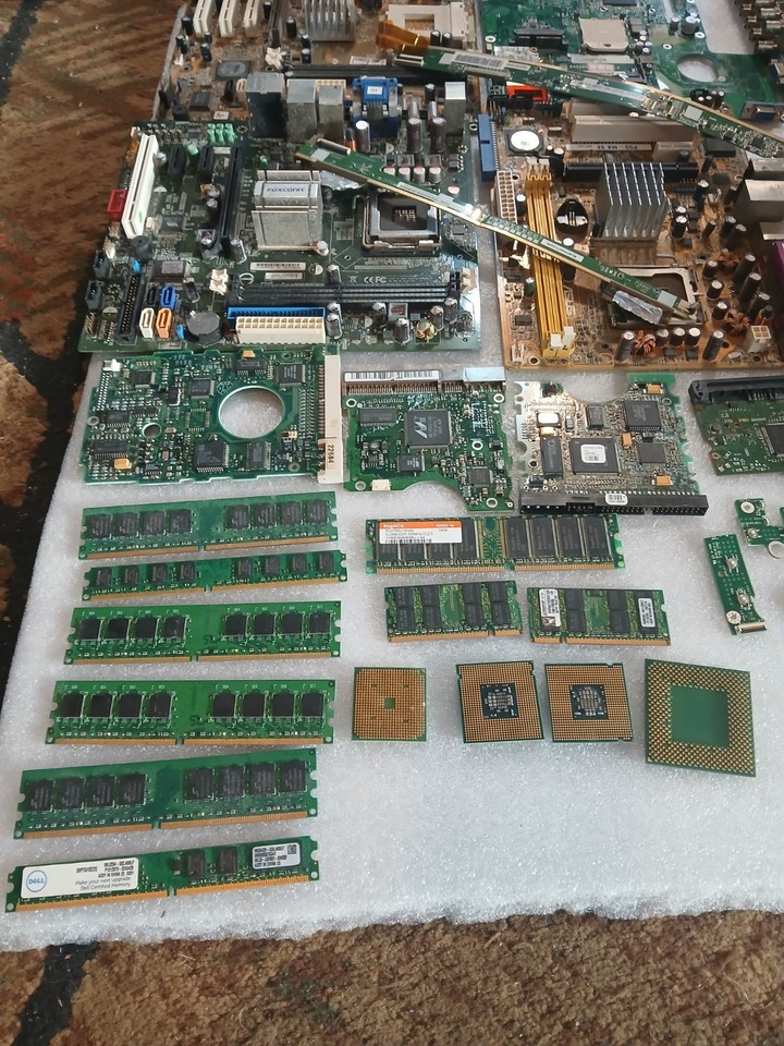 Scrap motherboards, memory,processors,hard drive boards,misc 6 lbs 11 ...