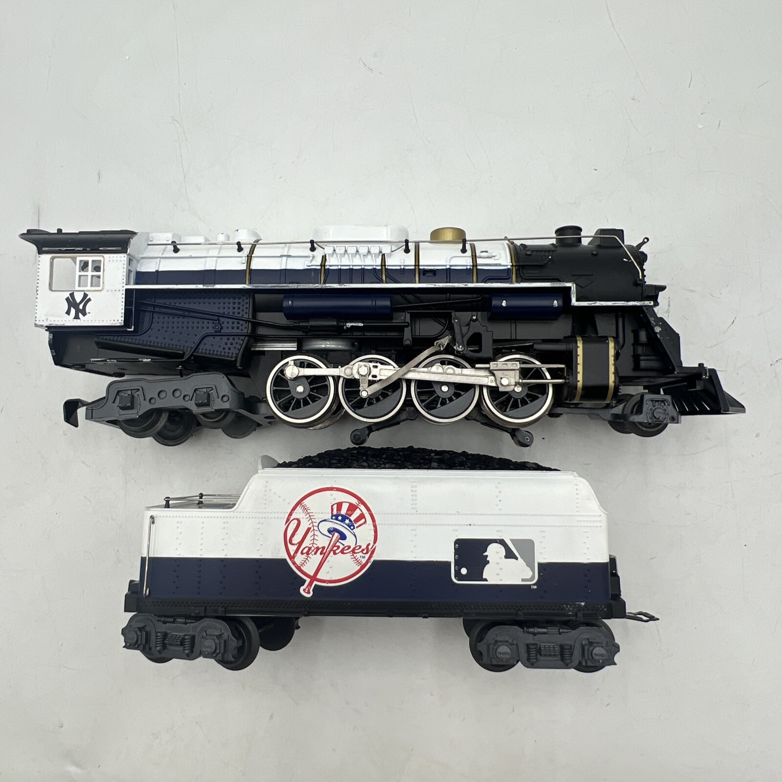 LIONEL O GAUGE 2-8-4 DIECAST NEW YORK YANKEES STEAM LOCOMOTIVE ...
