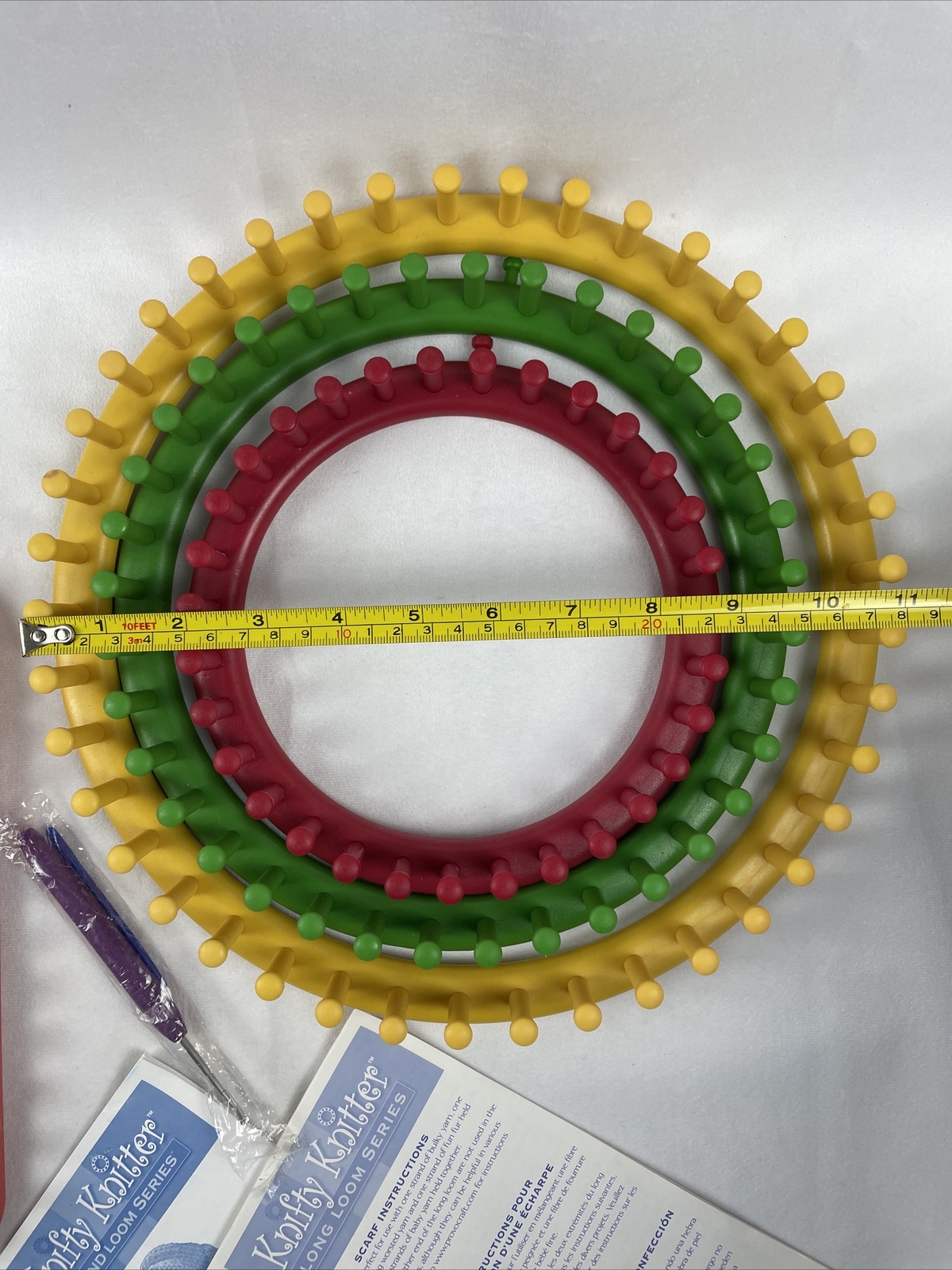 Knifty Knitting Looms Set of 3 Circular Round And 4 Long Rectangular ...