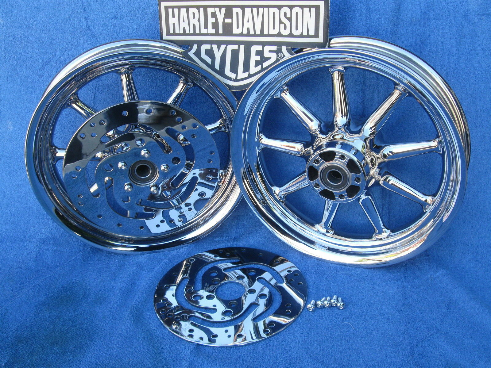 Harley-Davidson 9 Spoke Heritage Chrome Wheels JUST WHEELS | 43300336 ...