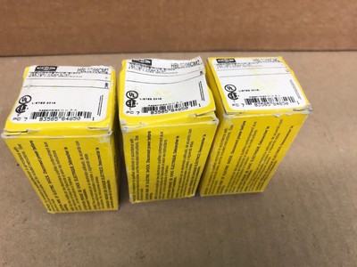 Receptacles & Outlets - Male Plugs