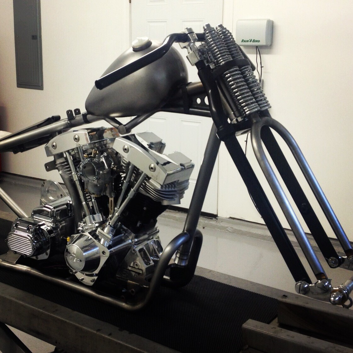 DNA Springer Front End Hoop Kit + Stabilizer Bobber IronHead Xs650 fork ...