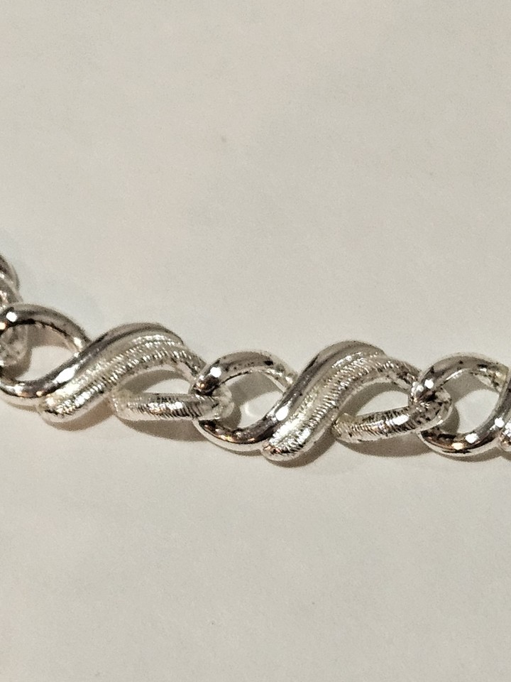 Napier Signed Chunky Silver Tone Double Infinity Link Chain Necklace ...