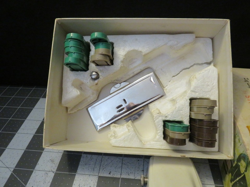 Singer Buttonholer / Monogrammer Sewing Attachment in Box Embroidery | eBay