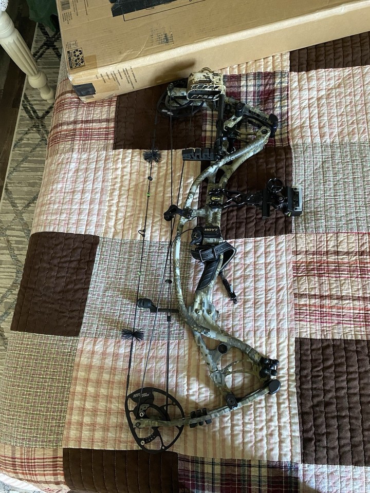 Hoyt Carbon RX3 (Ready to shoot & Mint Condition) | eBay