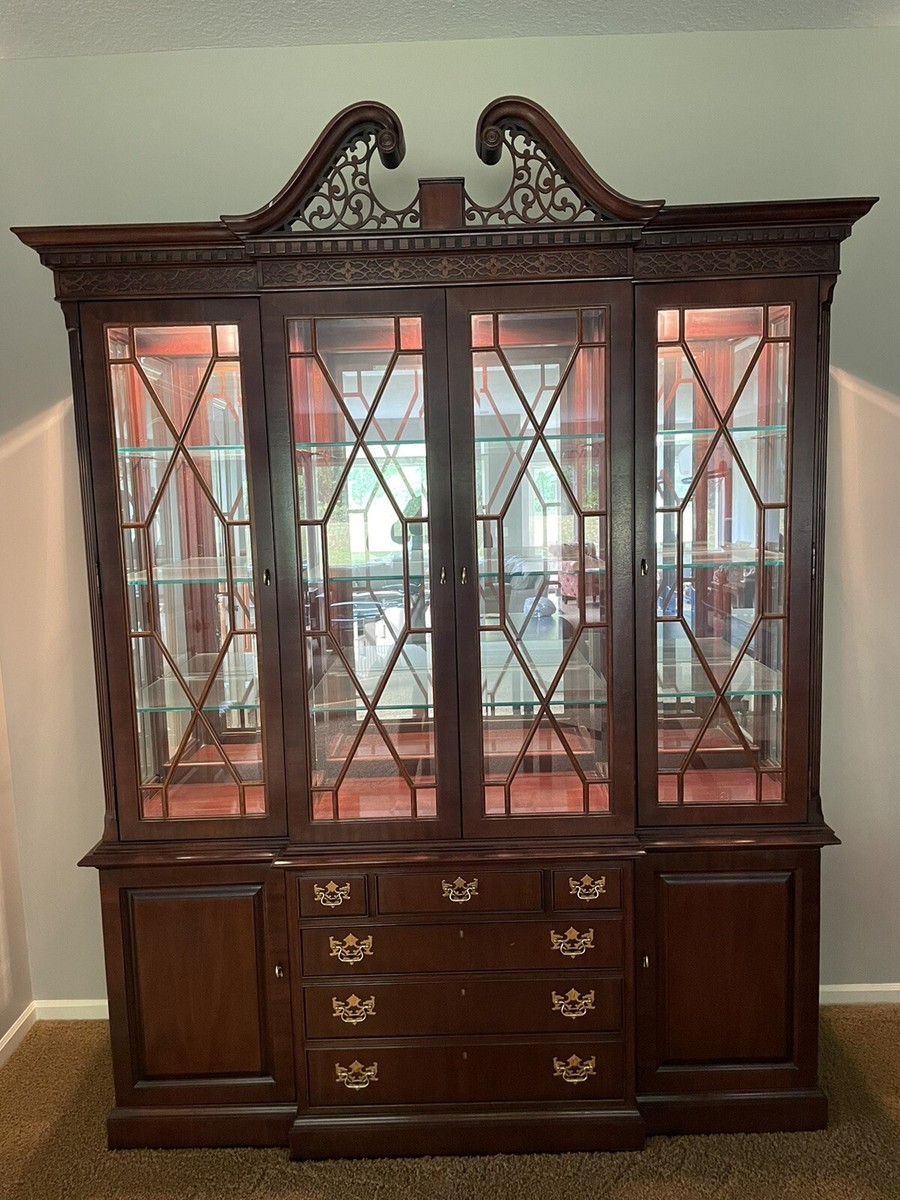 Drexel Heritage China Mid Century Modern China Display Cabinet, By