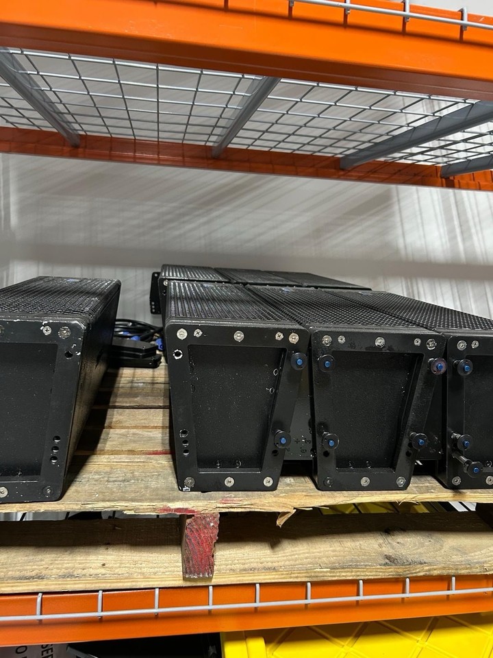 Meyer Sound M1D Ultra-Compact Curvilinear Array Loudspeaker | eBay